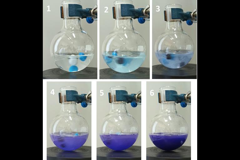 3D-printed capsules enhance speed and safety of synthetic chemistry ...